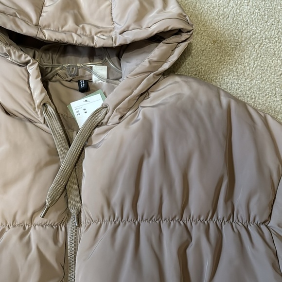 H&M | Jackets & Coats | Nwt Hm Tan Cropped Puffer Jacket Size M | Poshmark